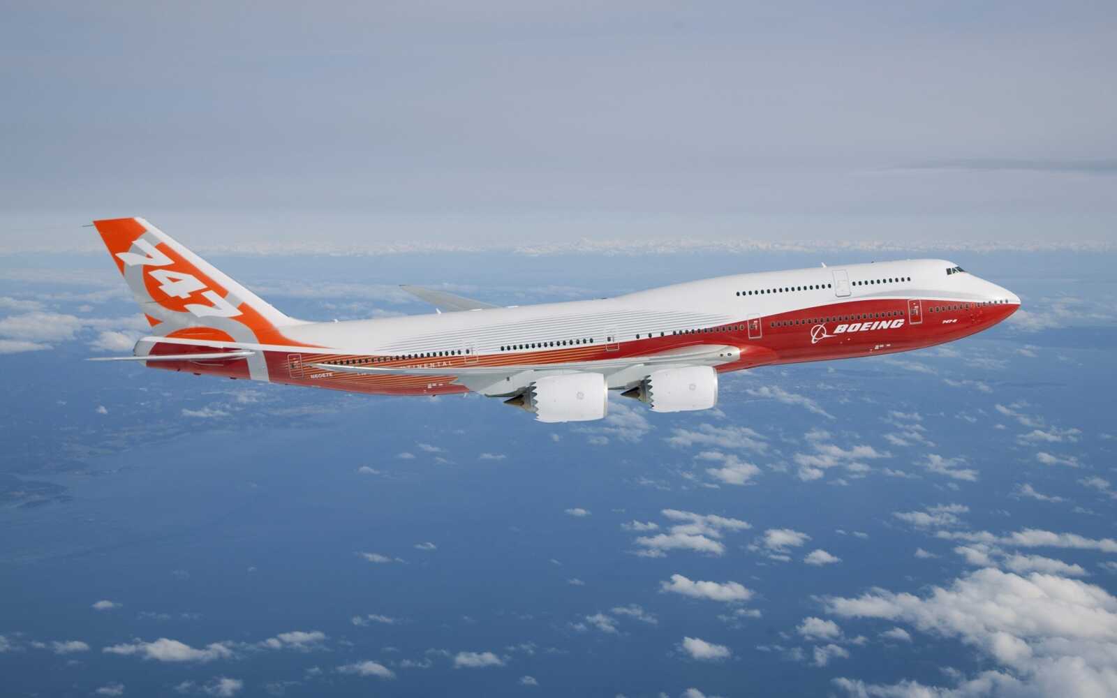 Boeing 747 Wallpapers (35 images) - WallpaperCat