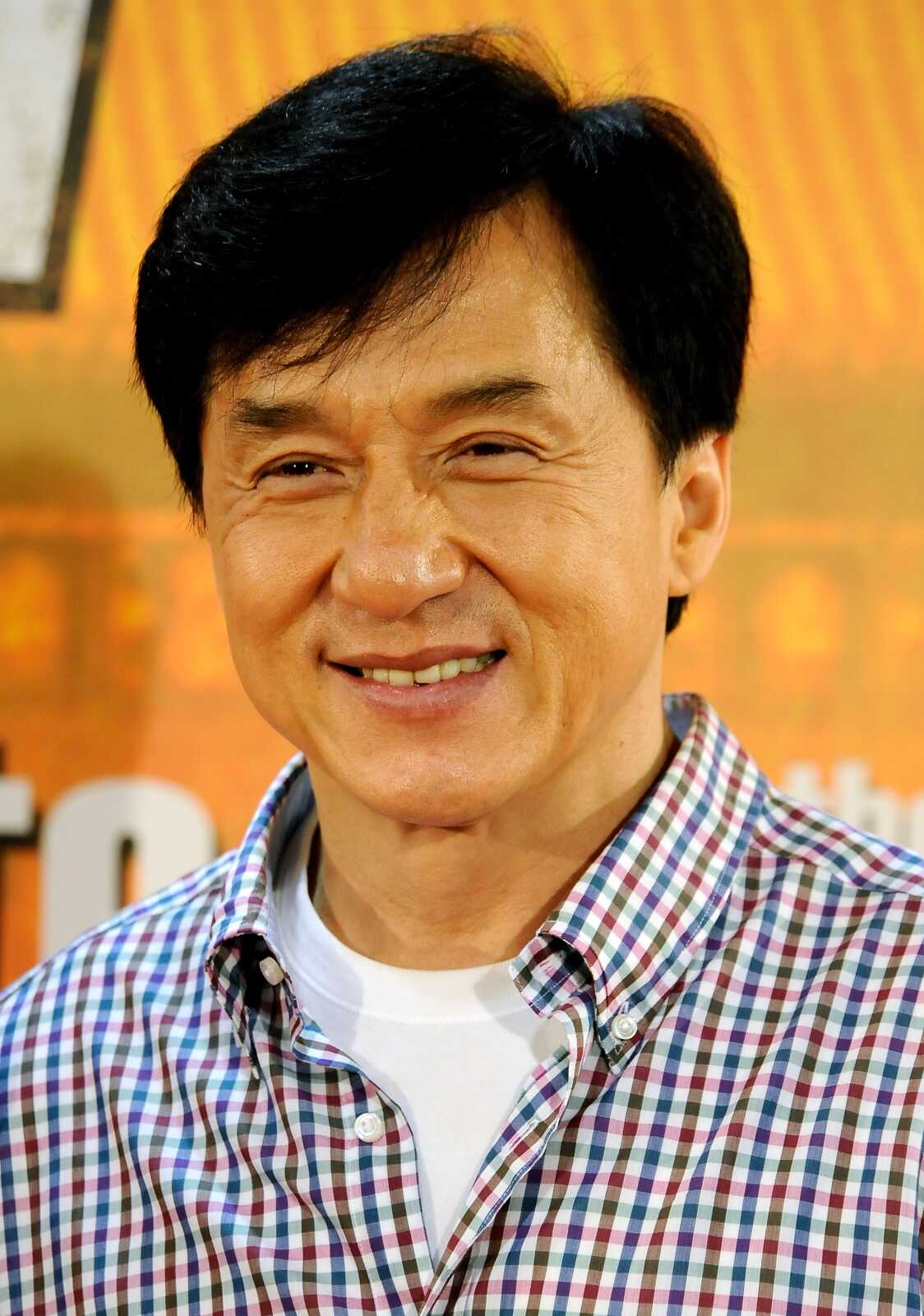 Jackie Chan Wallpapers (46 images) - WallpaperCat