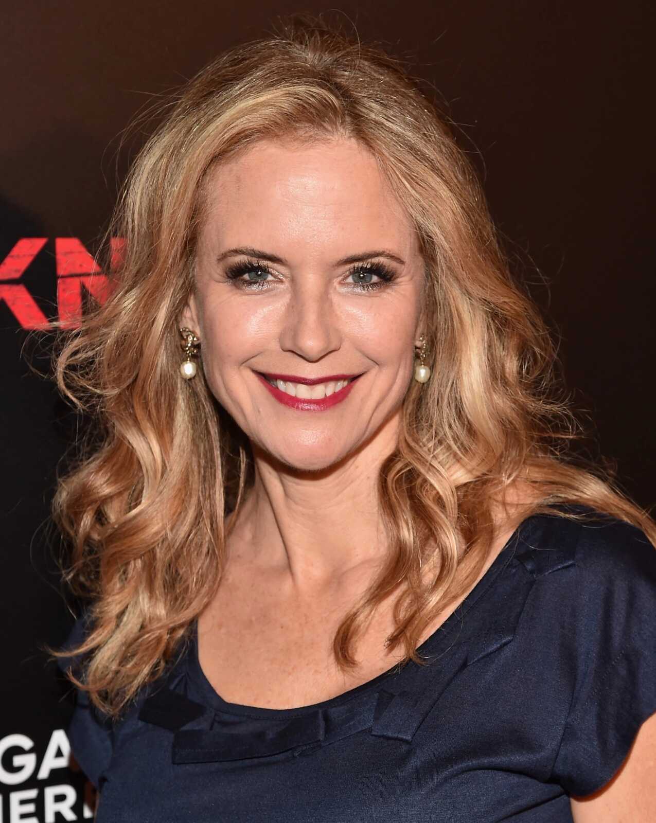 Kelly Preston Wallpapers (48 images) - WallpaperCat