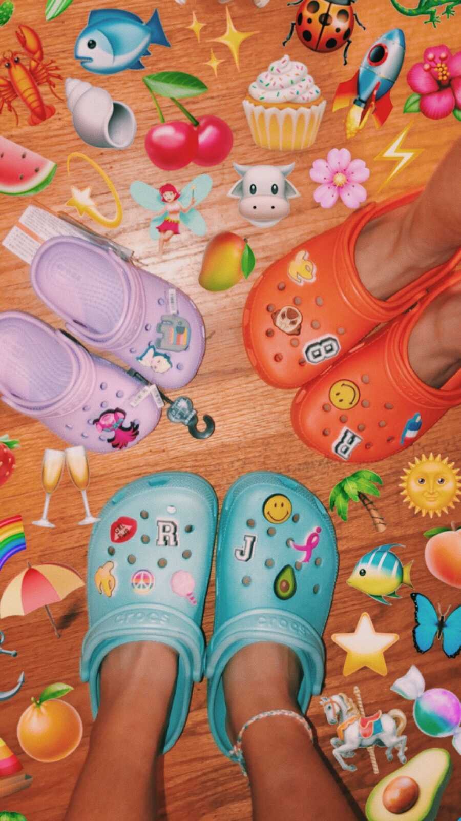 Crocs Wallpapers (28 images) - WallpaperCat