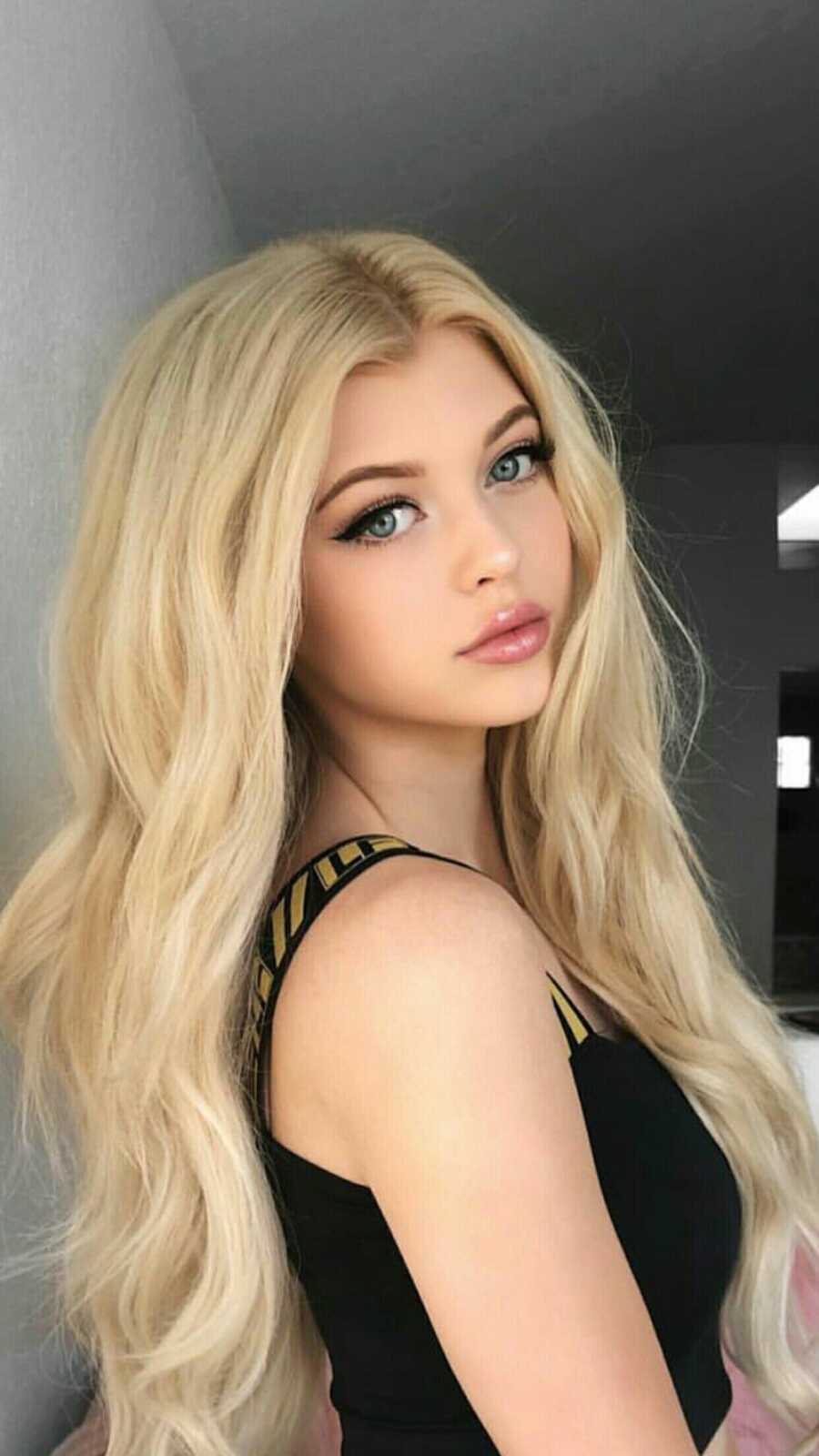 Loren Gray Wallpapers (9 images) - WallpaperCat