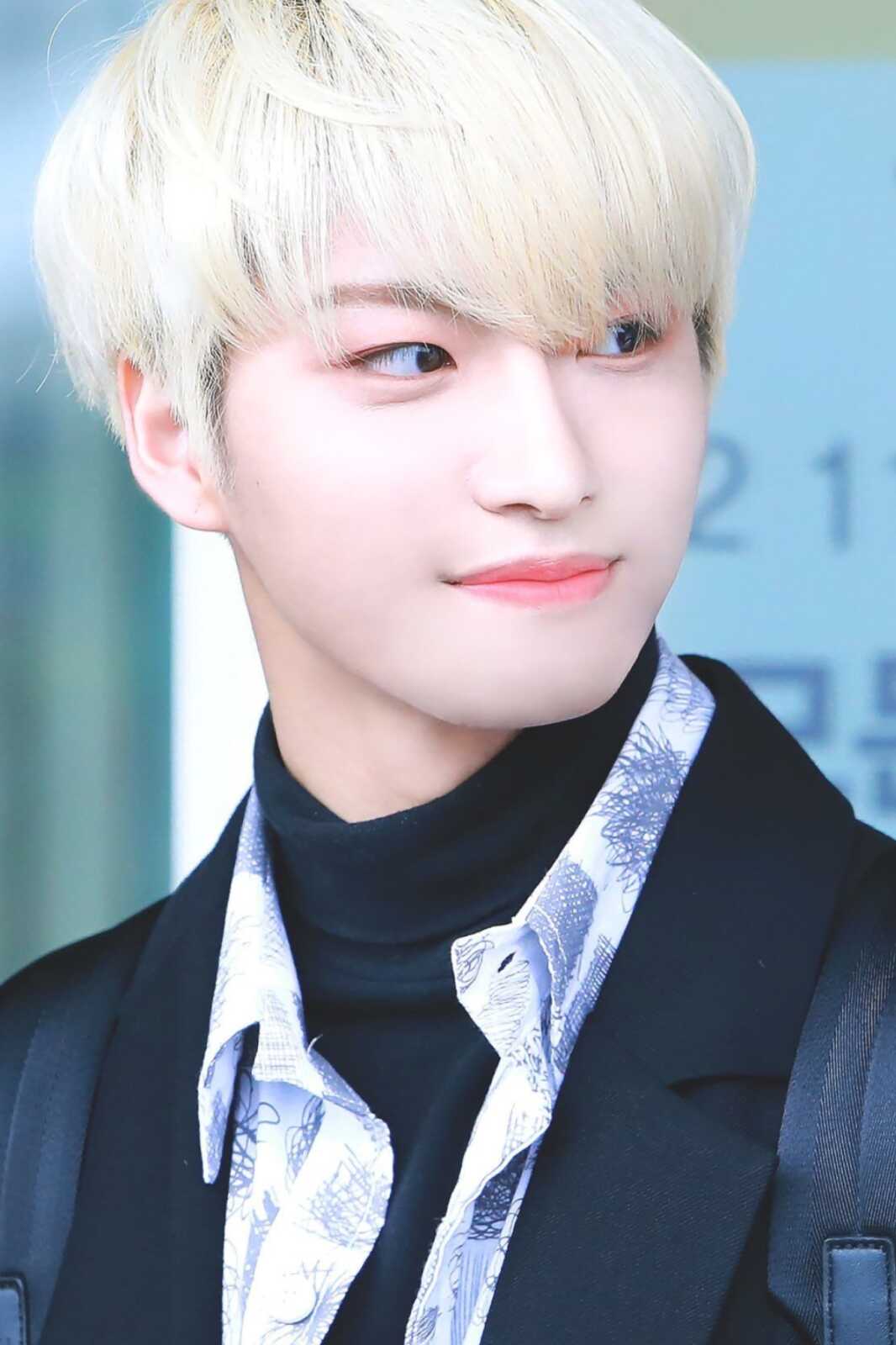 Park Seong Hwa Wallpapers (46 images) - WallpaperCat