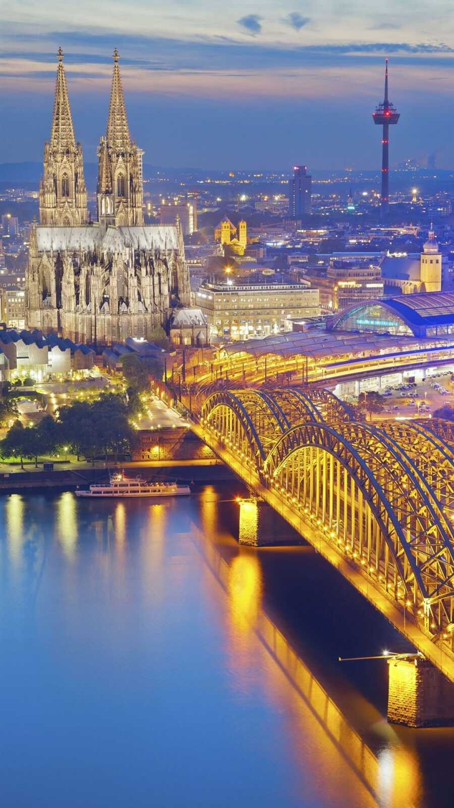Cologne Cathedral Wallpapers (42 images) - WallpaperCat