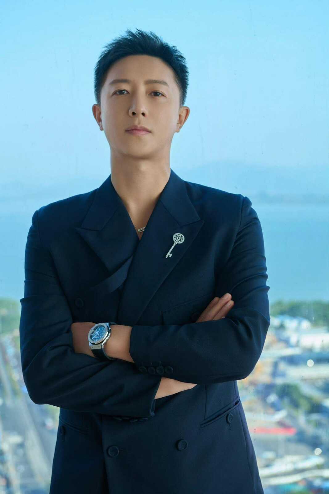 Han Geng Wallpapers (11 images) - WallpaperCat