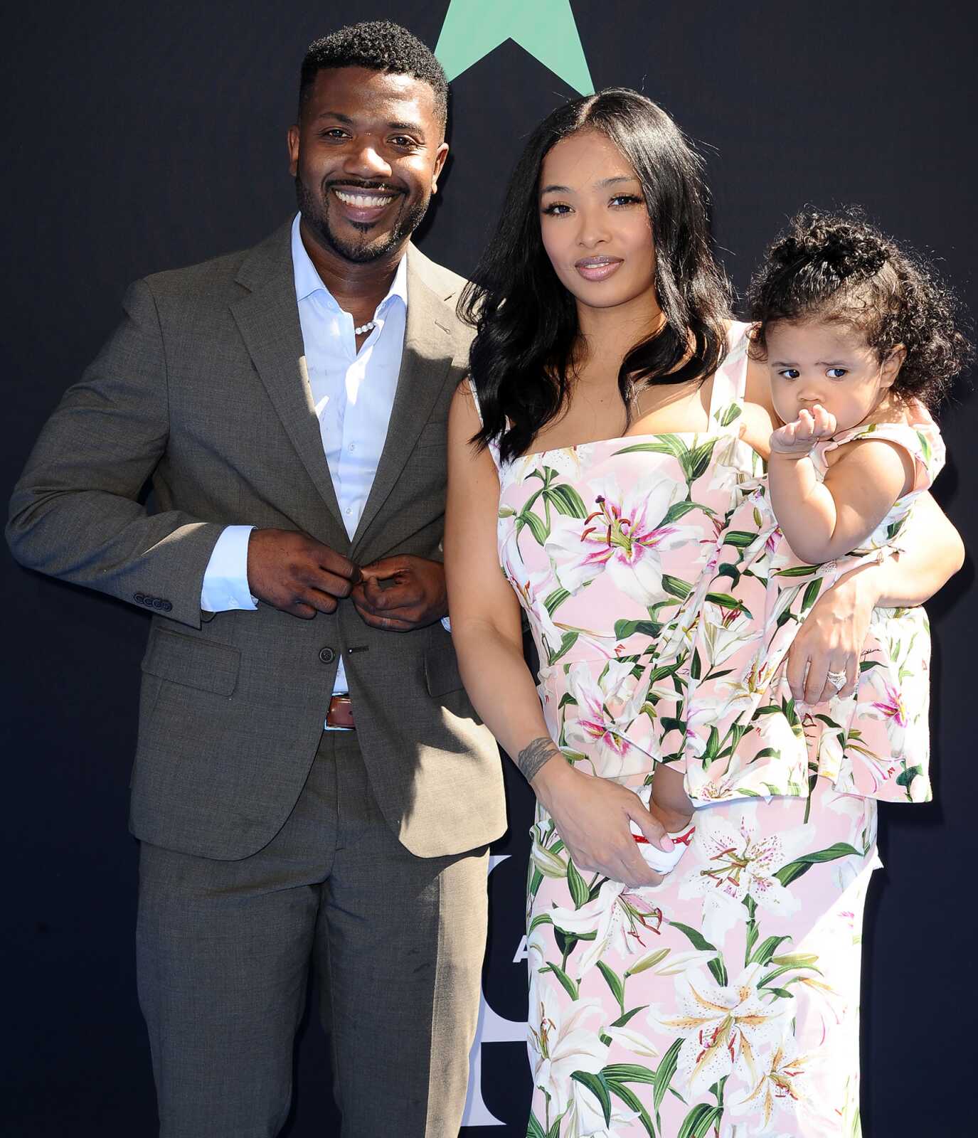 Ray J (Singer) Wallpapers (16 images) - WallpaperCat