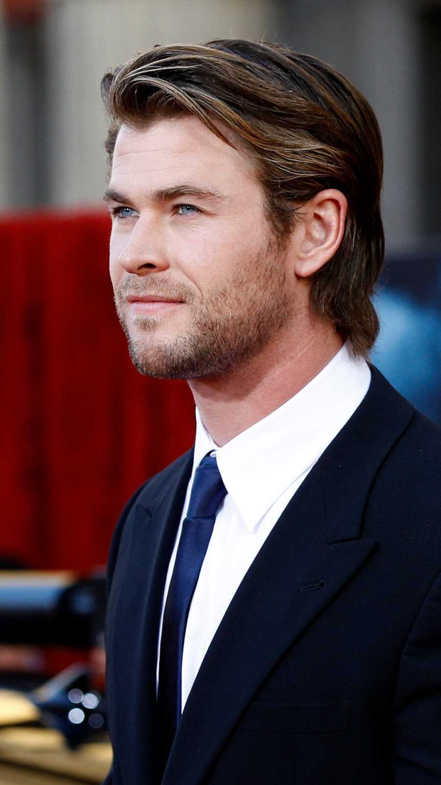 Christopher Hemsworth Wallpapers (68 images) - WallpaperCat