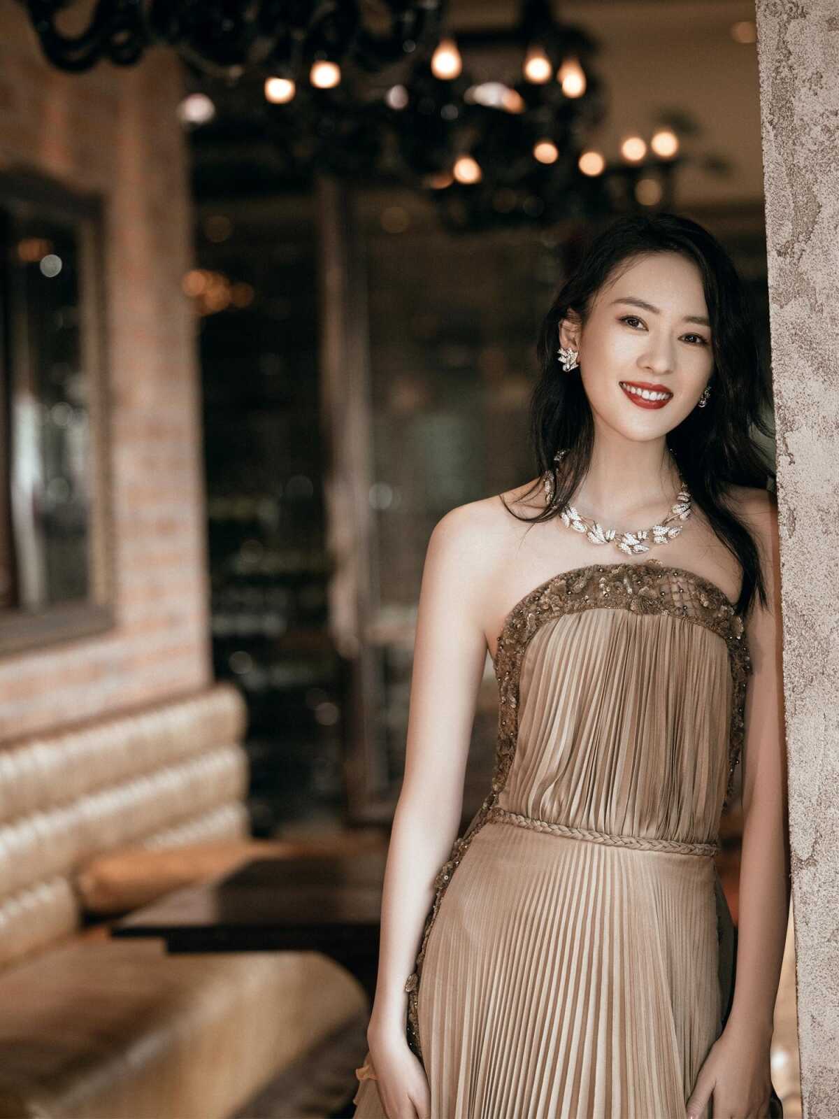 Yao Tong Wallpapers (14 images) - WallpaperCat