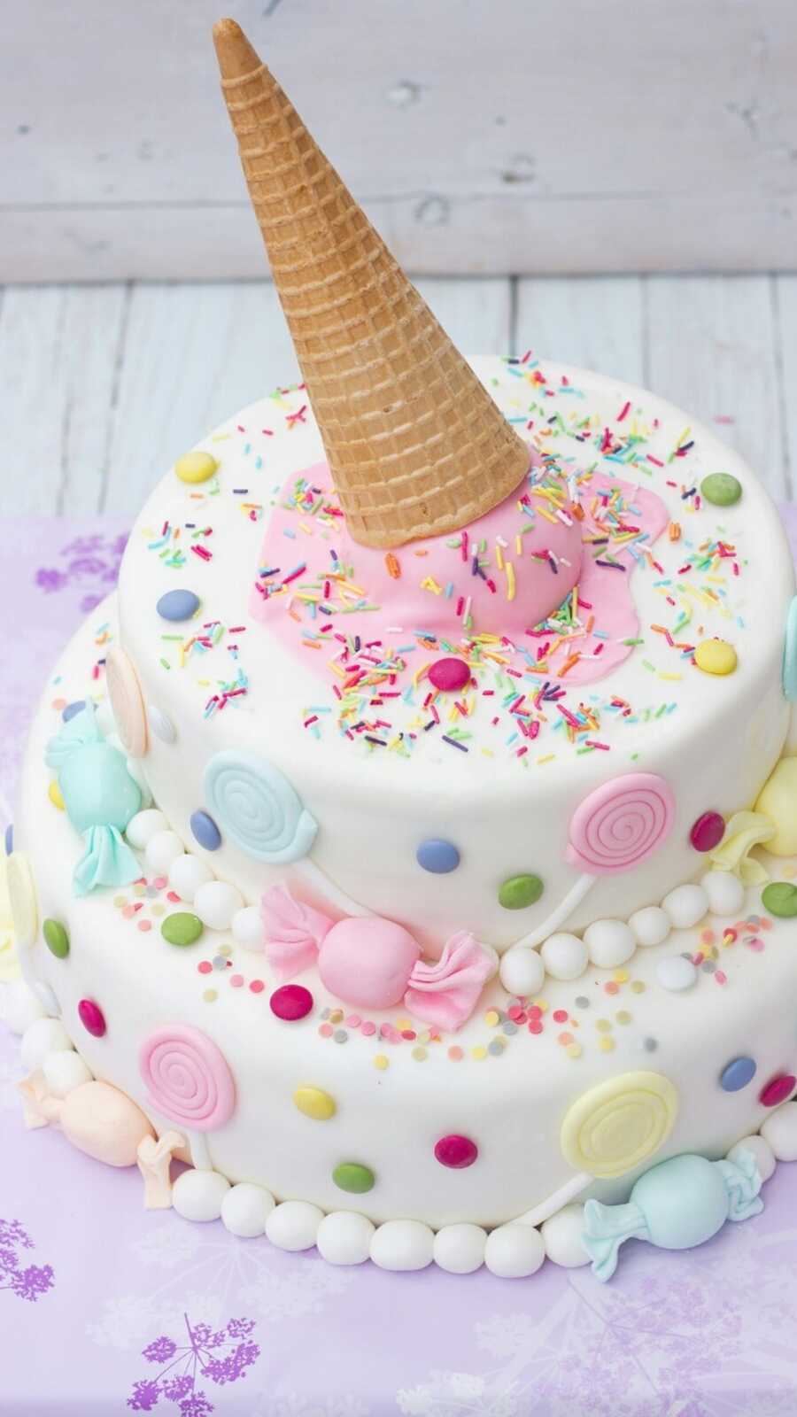 Cake Wallpapers (45 images) - WallpaperCat
