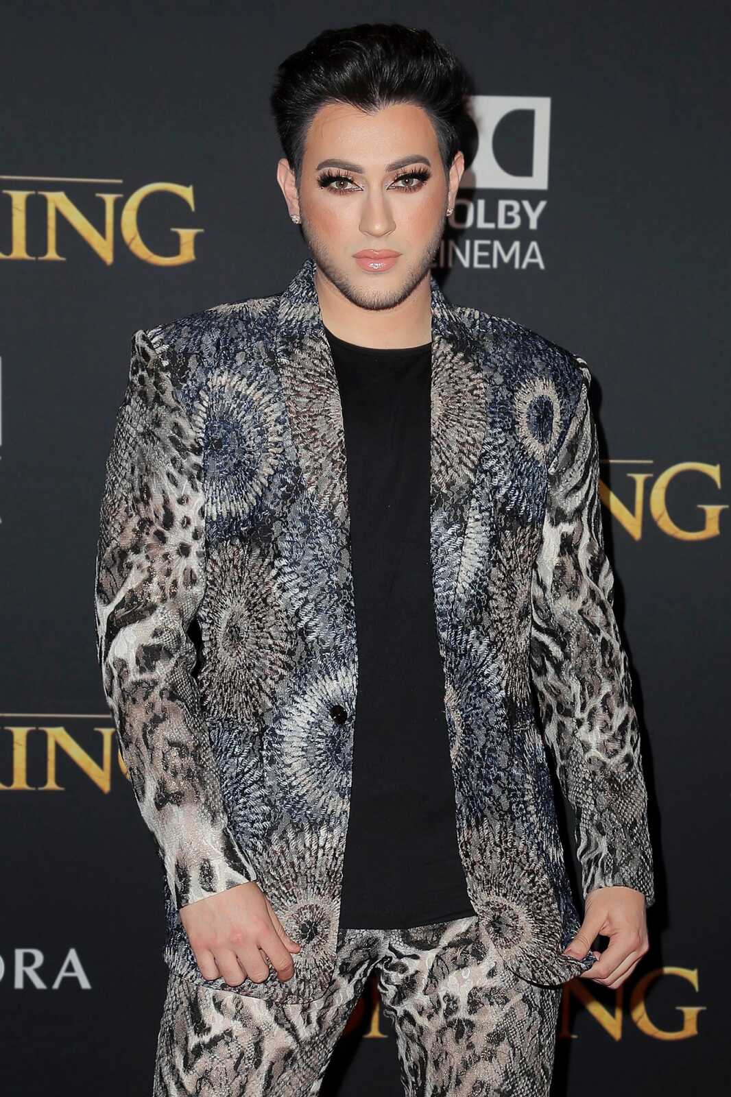 Manny MUA Wallpapers (22 images) - WallpaperCat