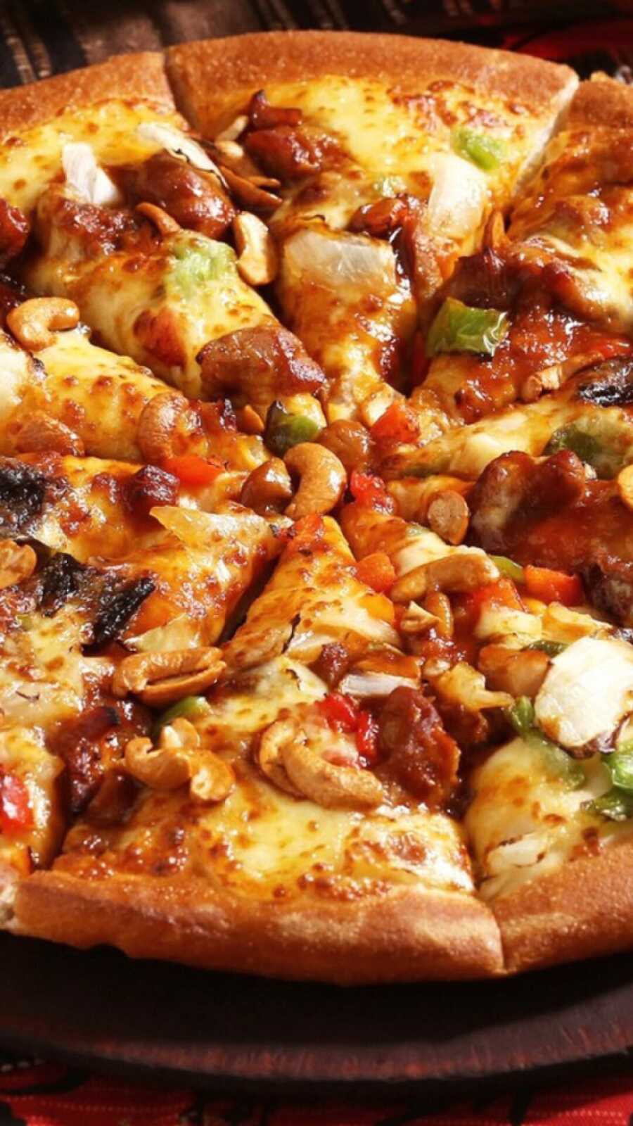 Pizza Wallpapers (64 images) - WallpaperCat