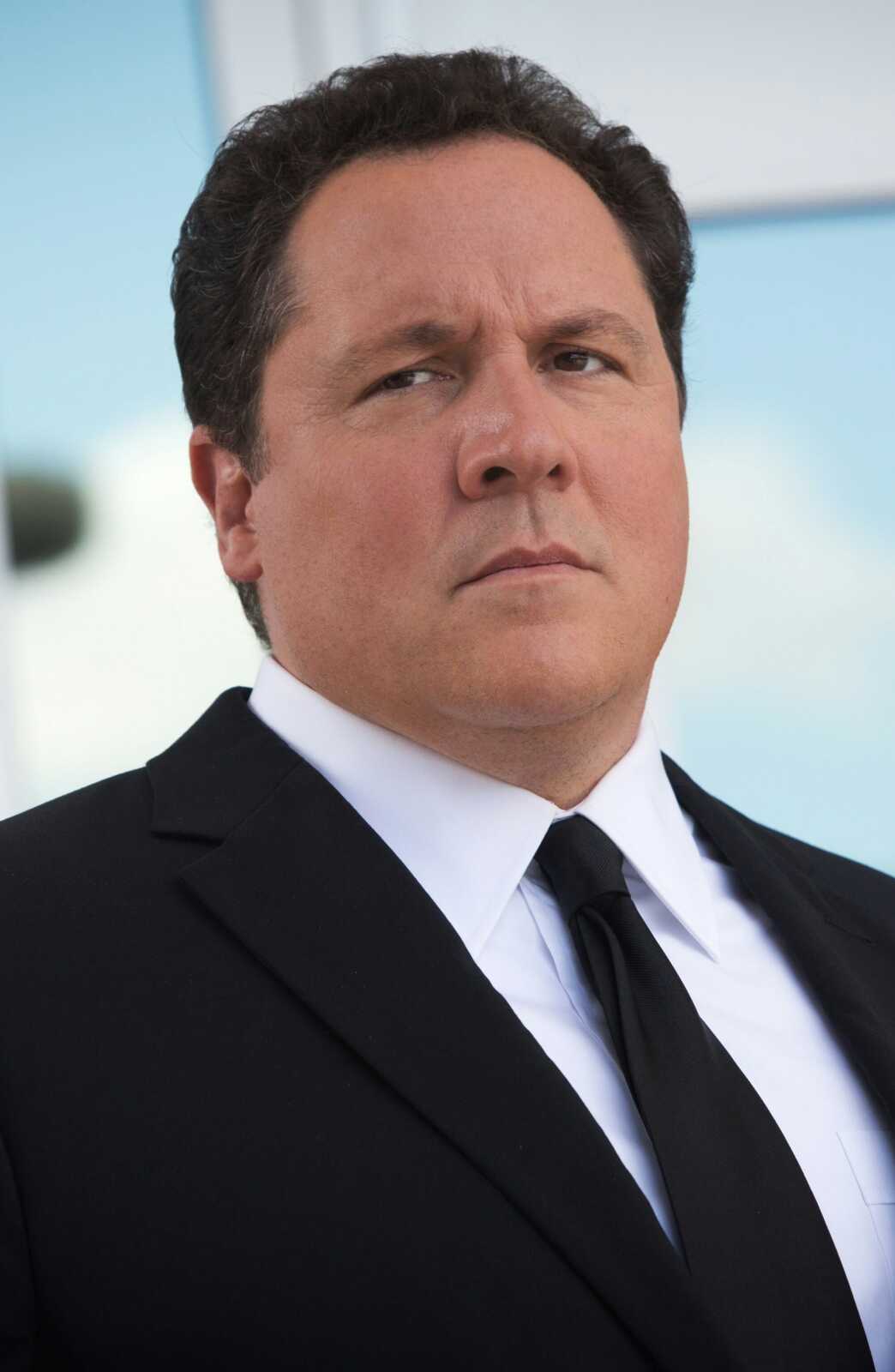 Jon Favreau (Happy Hogan) Wallpapers (11 images) - WallpaperCat