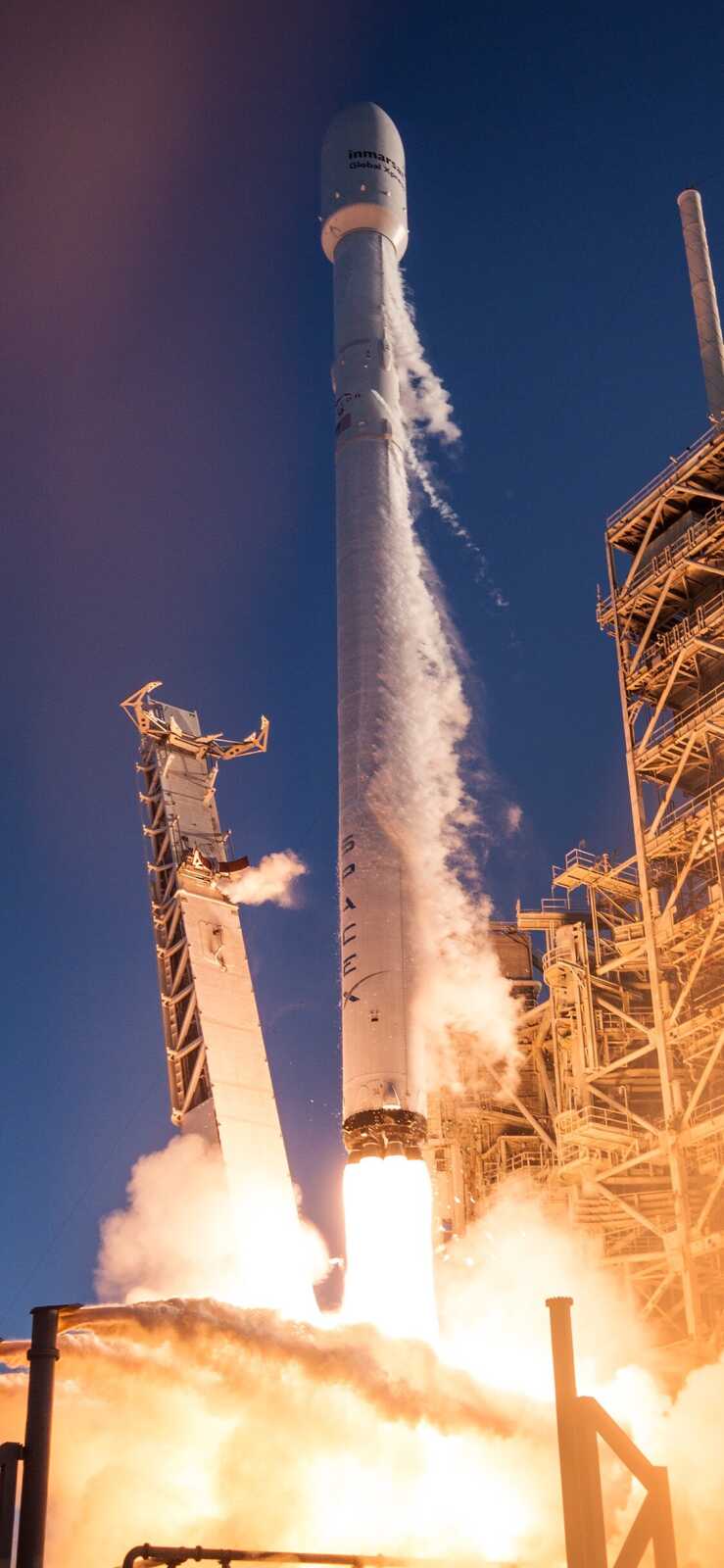 SpaceX Wallpapers (38 images) - WallpaperCat
