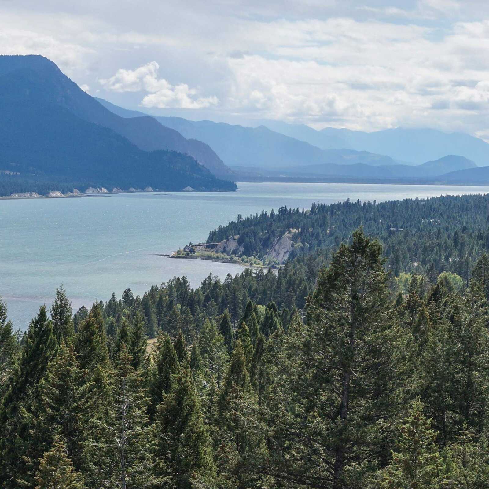 Columbia Lake Wallpapers (5 images) - WallpaperCat