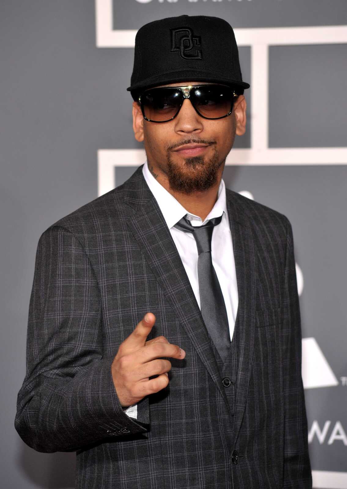 J. Holiday (Singer) Wallpapers (4 images) - WallpaperCat