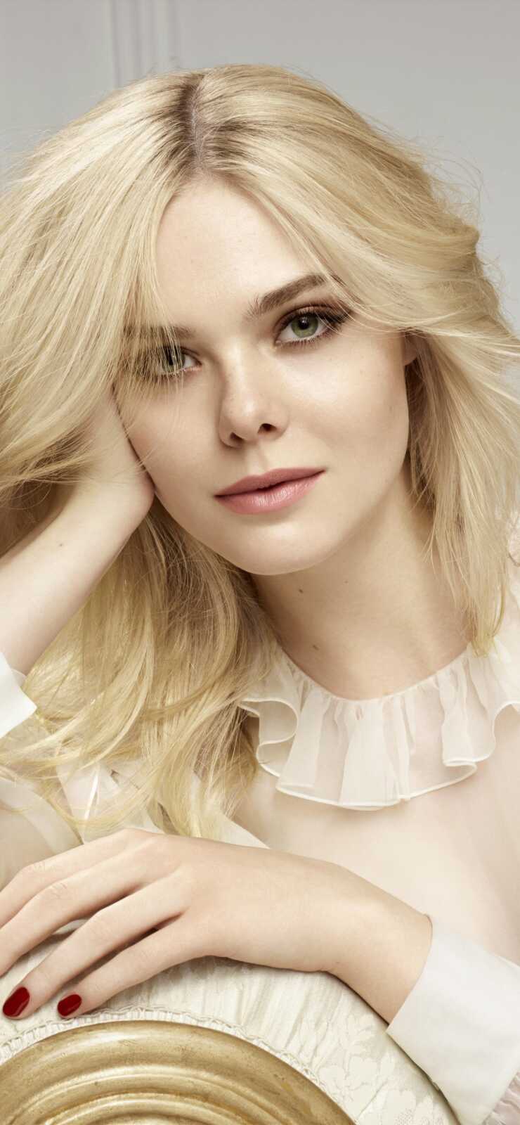 Elle Fanning Wallpapers (64 images) - WallpaperCat