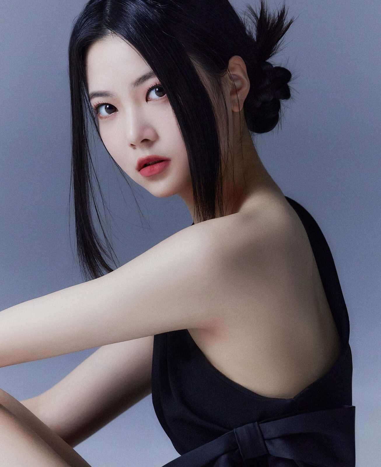 Le Sserafim (K-pop) Wallpapers (39 images) - WallpaperCat