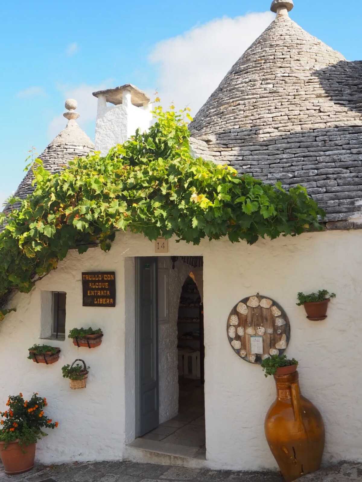 Alberobello Wallpapers (44 images) - WallpaperCat