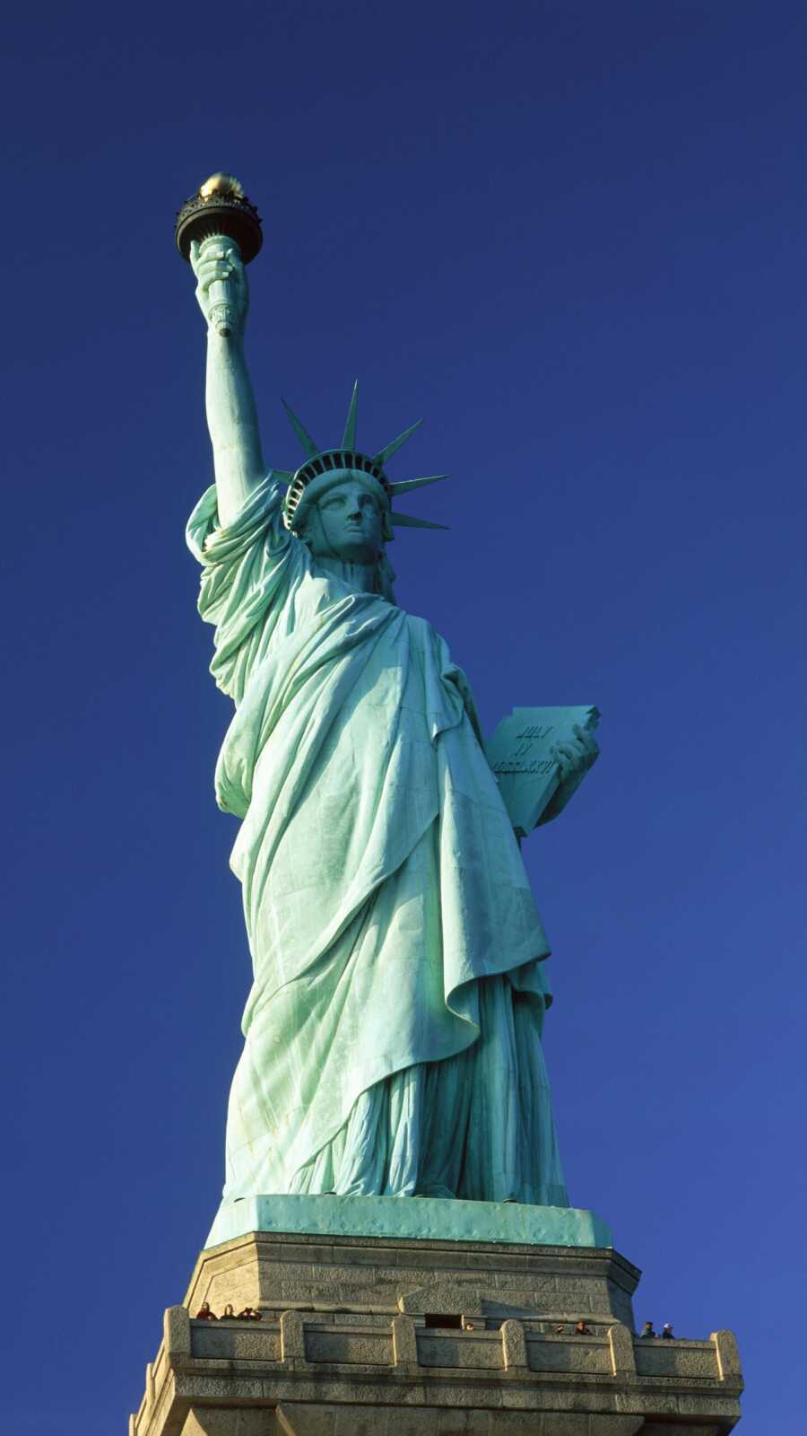Statue of Liberty Wallpapers (27 images) - WallpaperCat