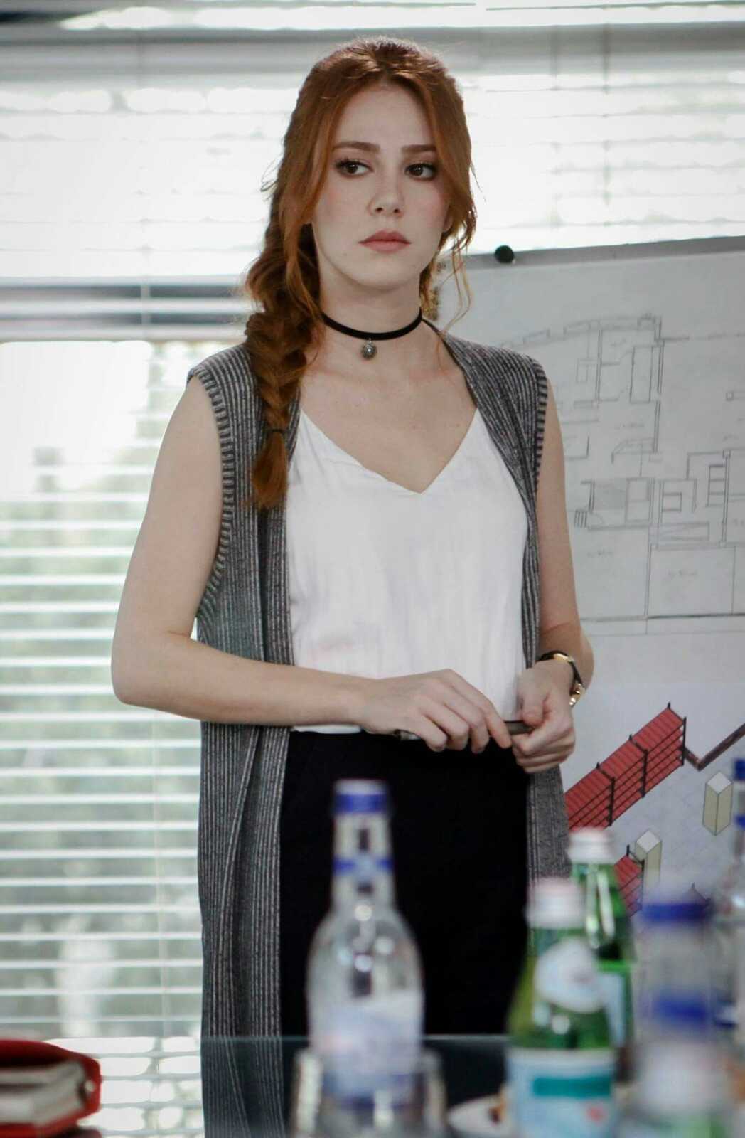 Elcin Sangu Wallpapers (14 images) - WallpaperCat