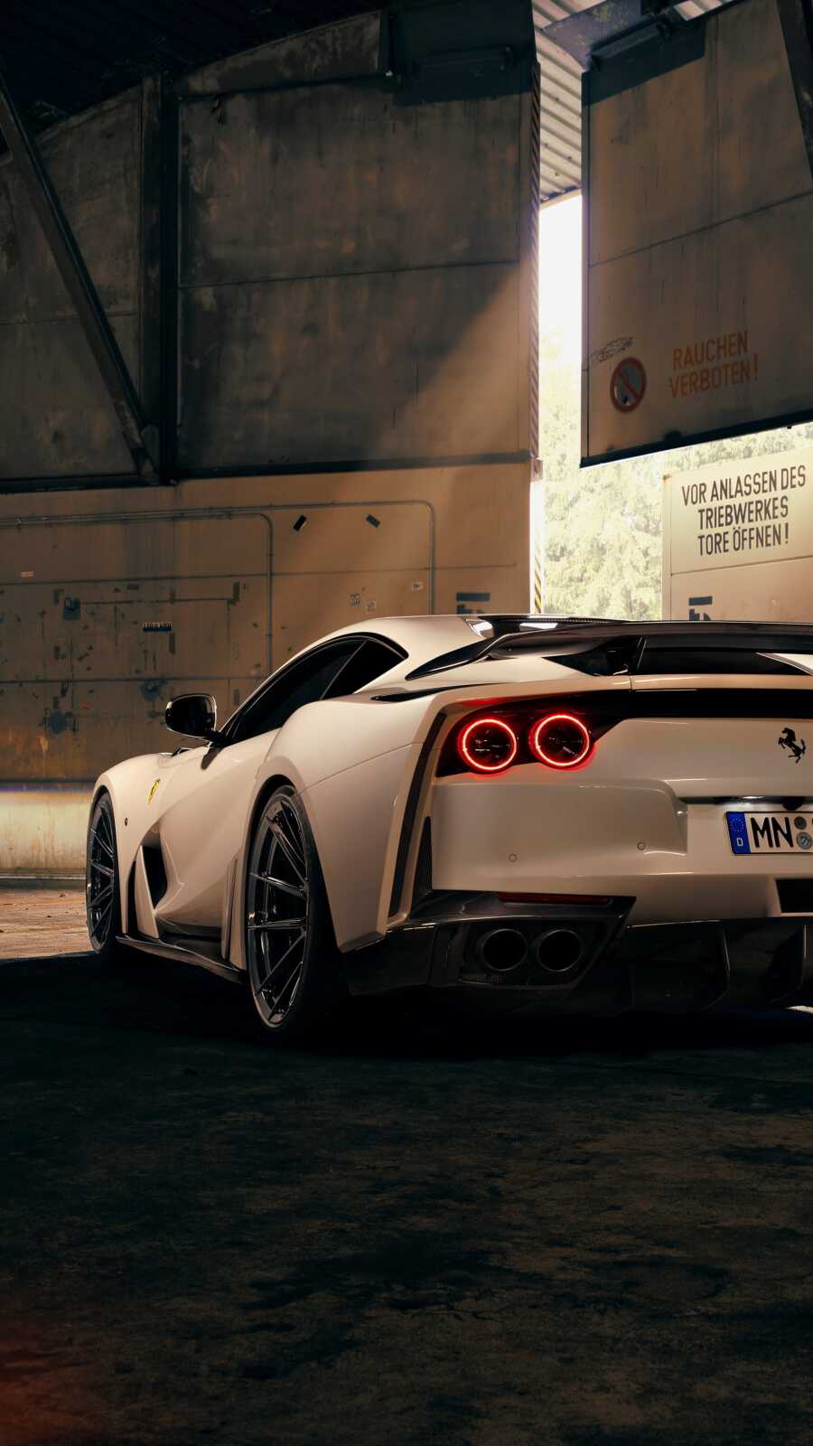 Ferrari 812 Superfast Wallpapers (74 images) - WallpaperCat