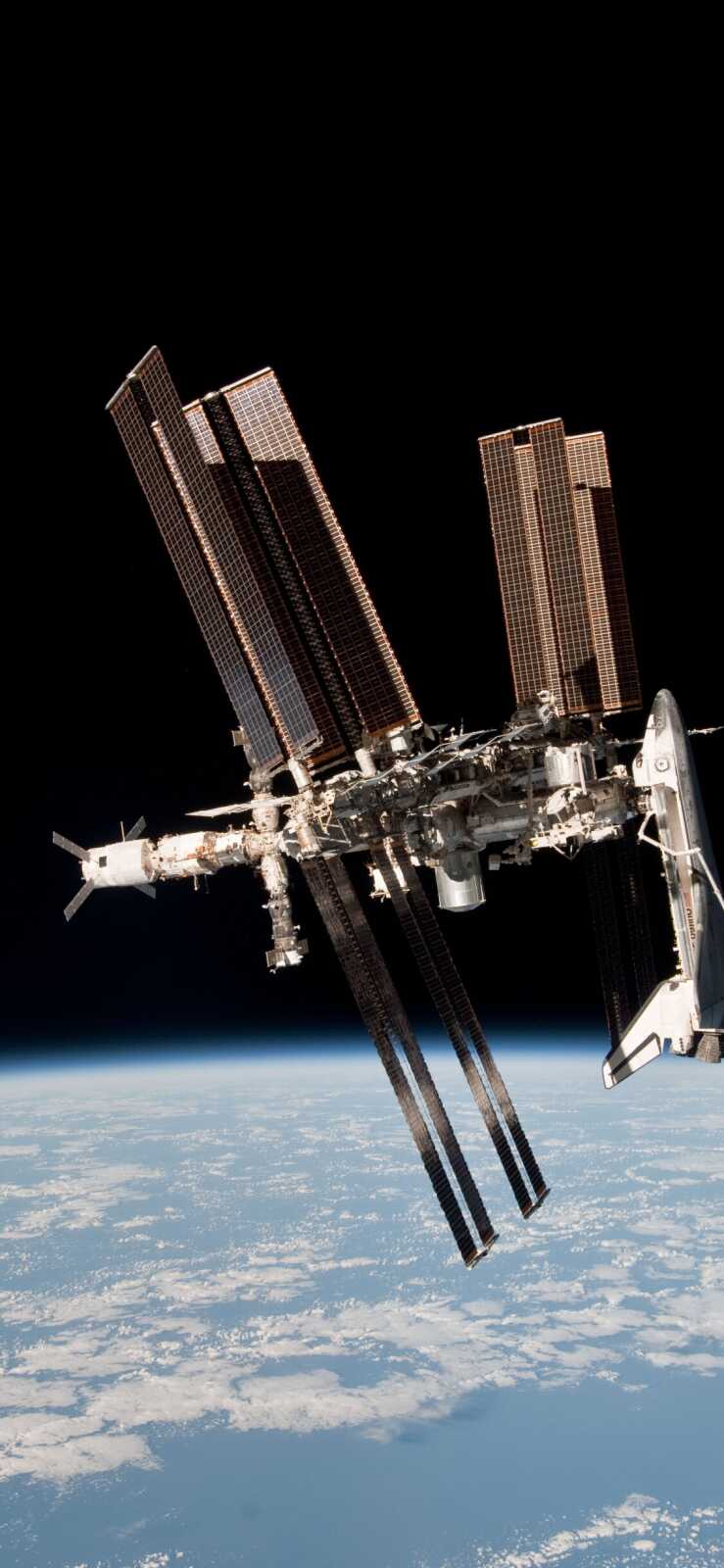 ISS Wallpapers (27 images) - WallpaperCat