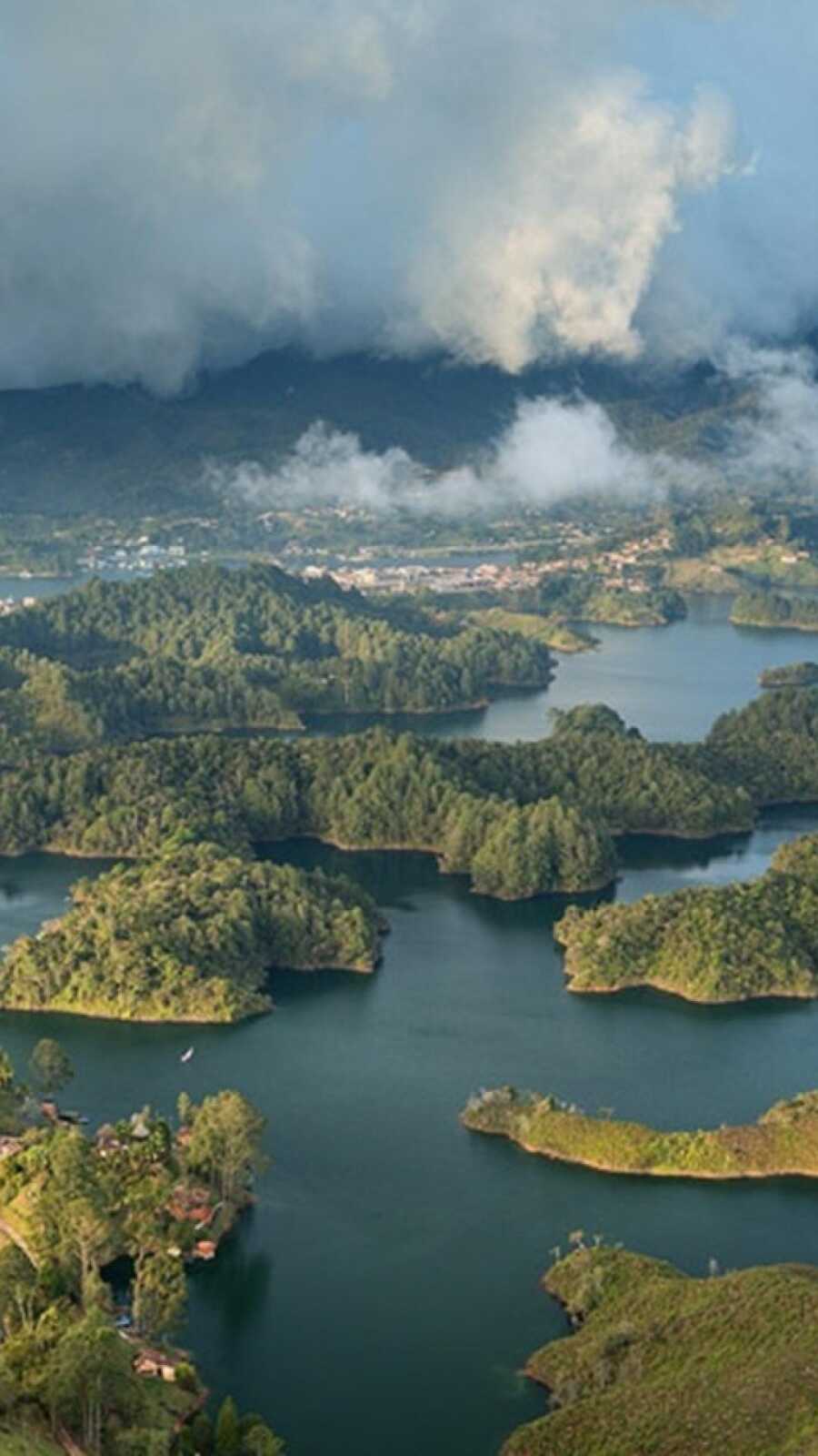 Colombia Wallpapers (39 images) - WallpaperCat