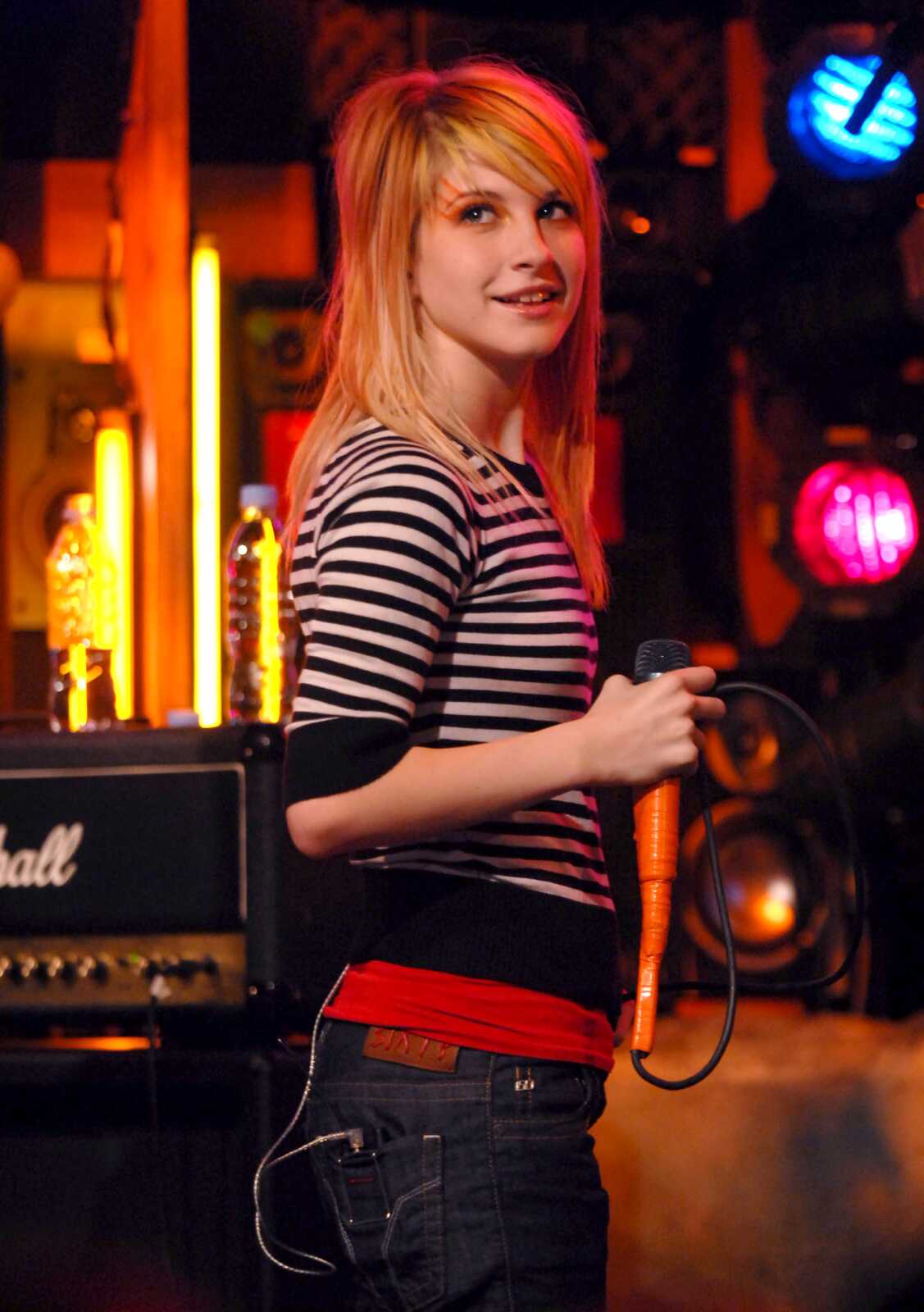 Paramore Wallpapers (61 images) - WallpaperCat
