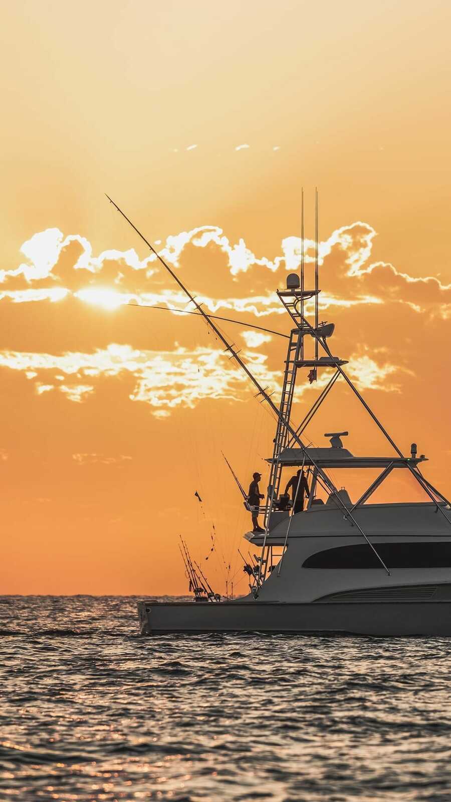 Fishing Wallpapers (25 images) - WallpaperCat