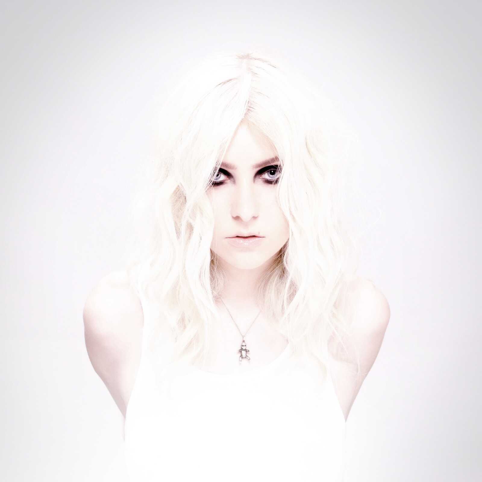 The Pretty Reckless Wallpapers (42 images) - WallpaperCat