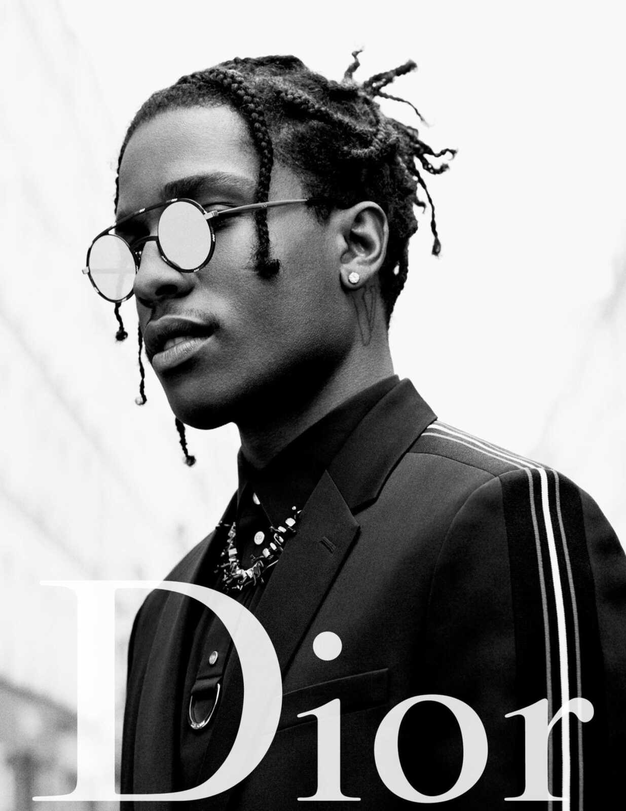 Dior Wallpapers (51 images) - WallpaperCat