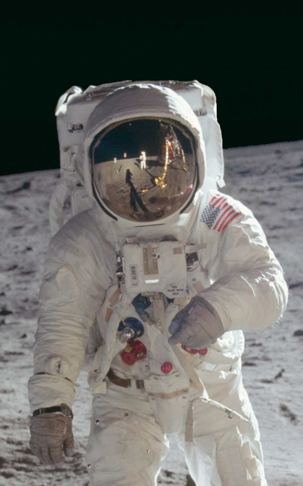 Apollo 11 Wallpapers (37 images) - WallpaperCat