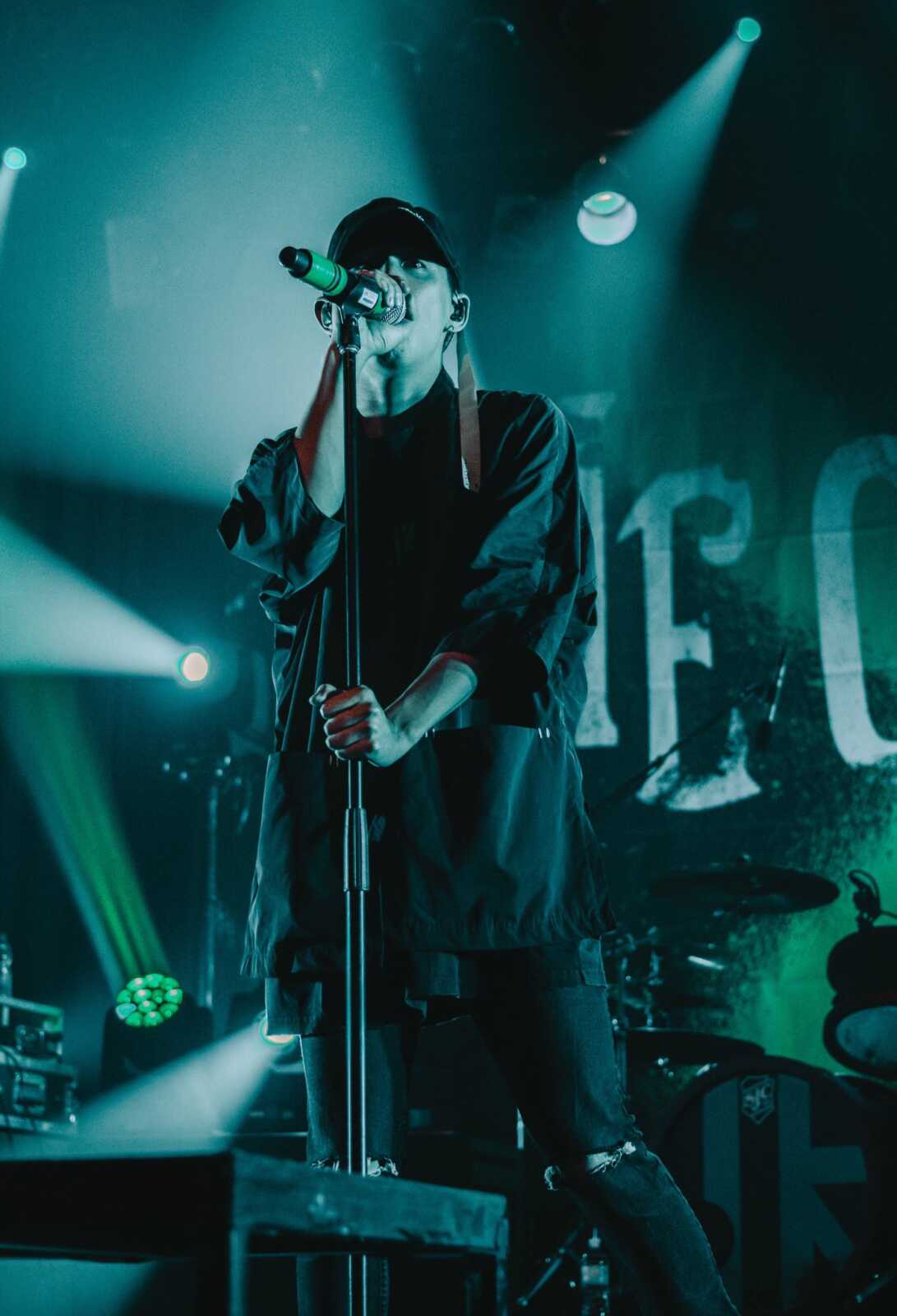 One Ok Rock (Band) Wallpapers (26 images) - WallpaperCat