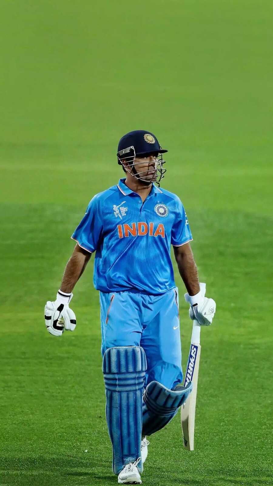 M.S. Dhoni: The Untold Story Wallpapers (25 images) - WallpaperCat