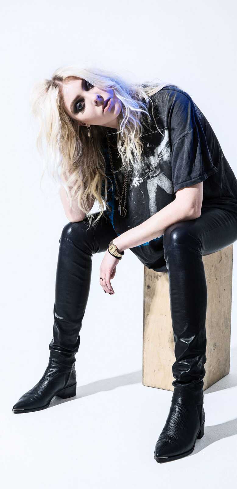 The Pretty Reckless Wallpapers (42 images) - WallpaperCat