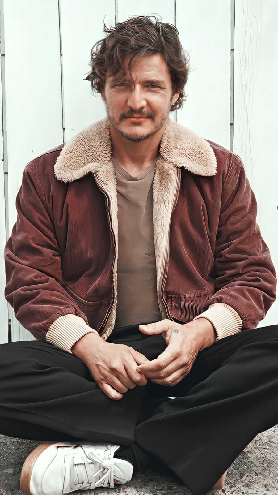 Pedro Pascal Wallpapers (24 images) - WallpaperCat