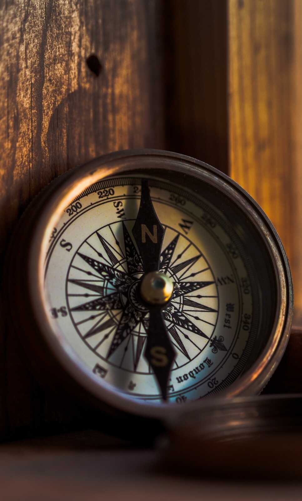Compass Wallpapers (39 images) - WallpaperCat