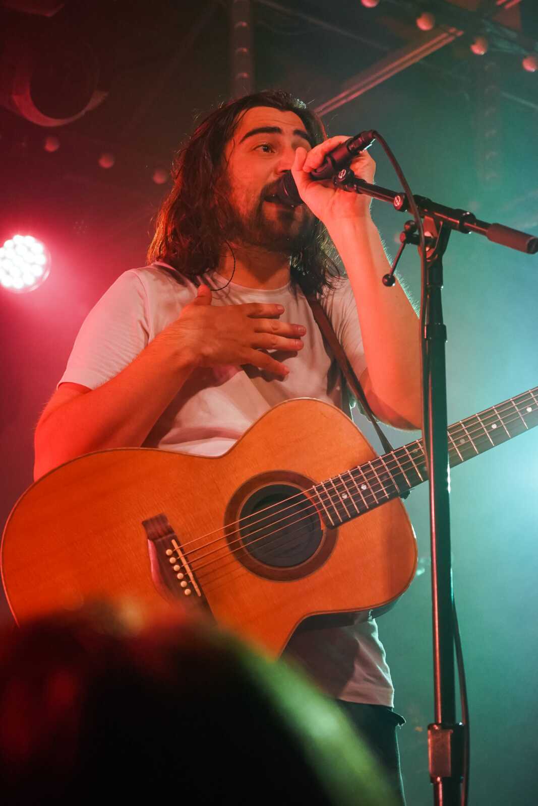 Noah Kahan Wallpapers (21 images) - WallpaperCat