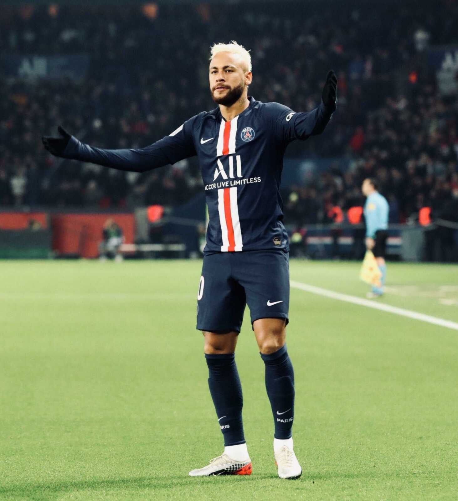 Neymar Wallpapers (41 images) - WallpaperCat