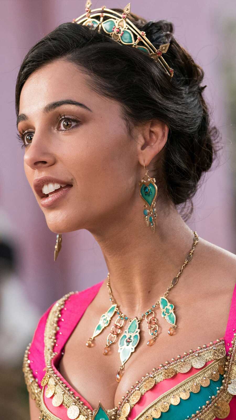 Naomi Scott Wallpapers (84 images) - WallpaperCat