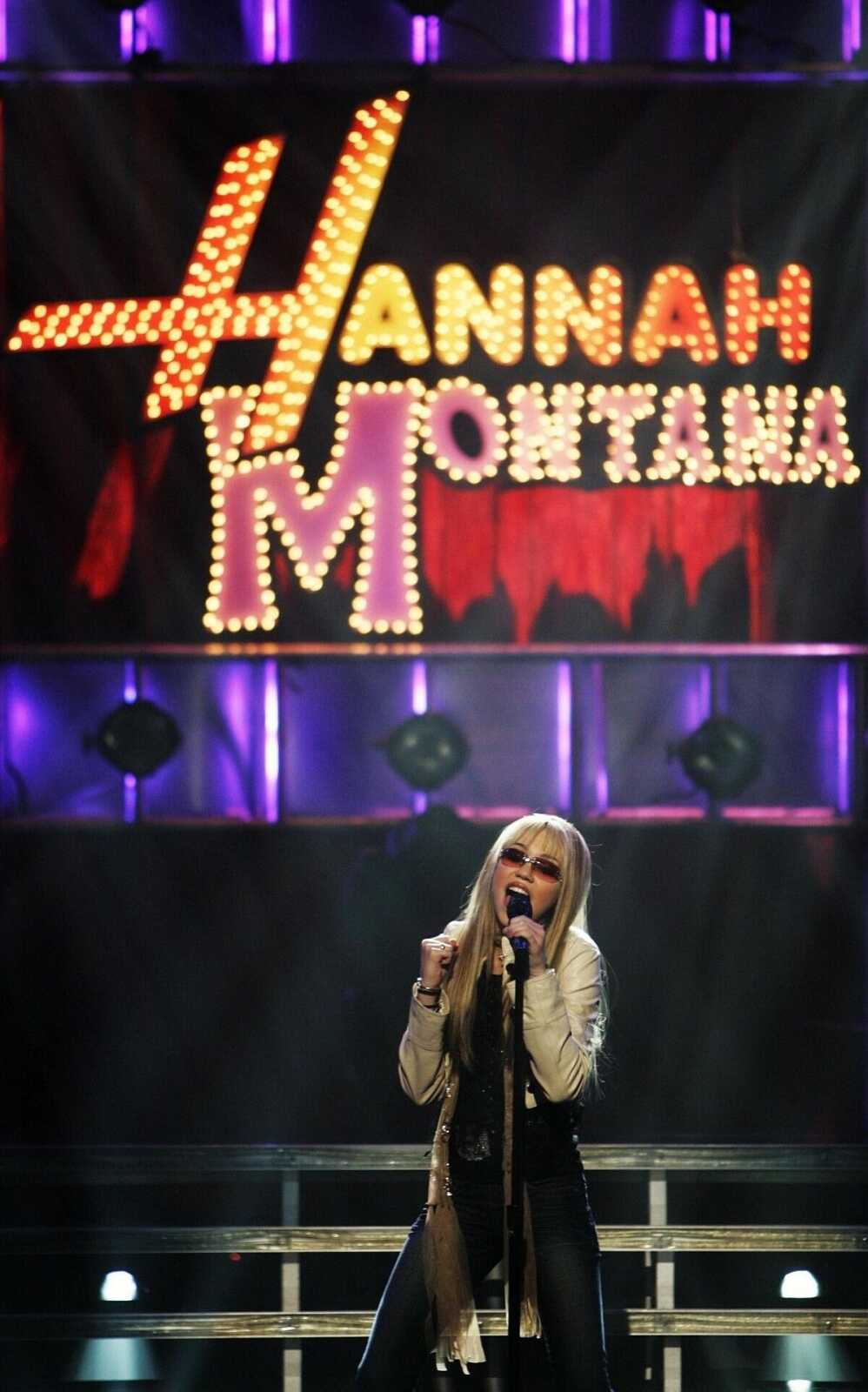 Hannah Montana Wallpapers (38 images) - WallpaperCat