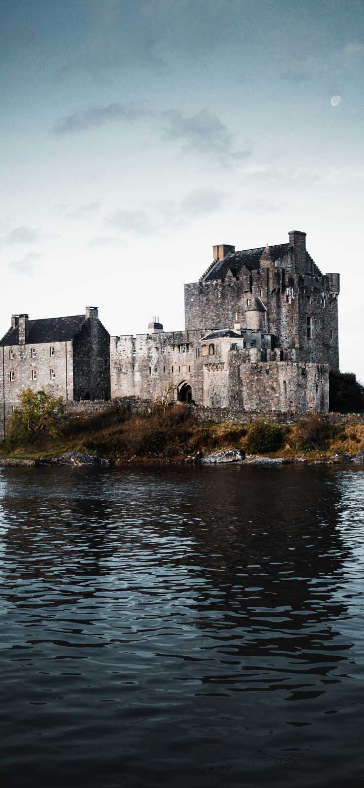 Castle Wallpapers (45 images) - WallpaperCat