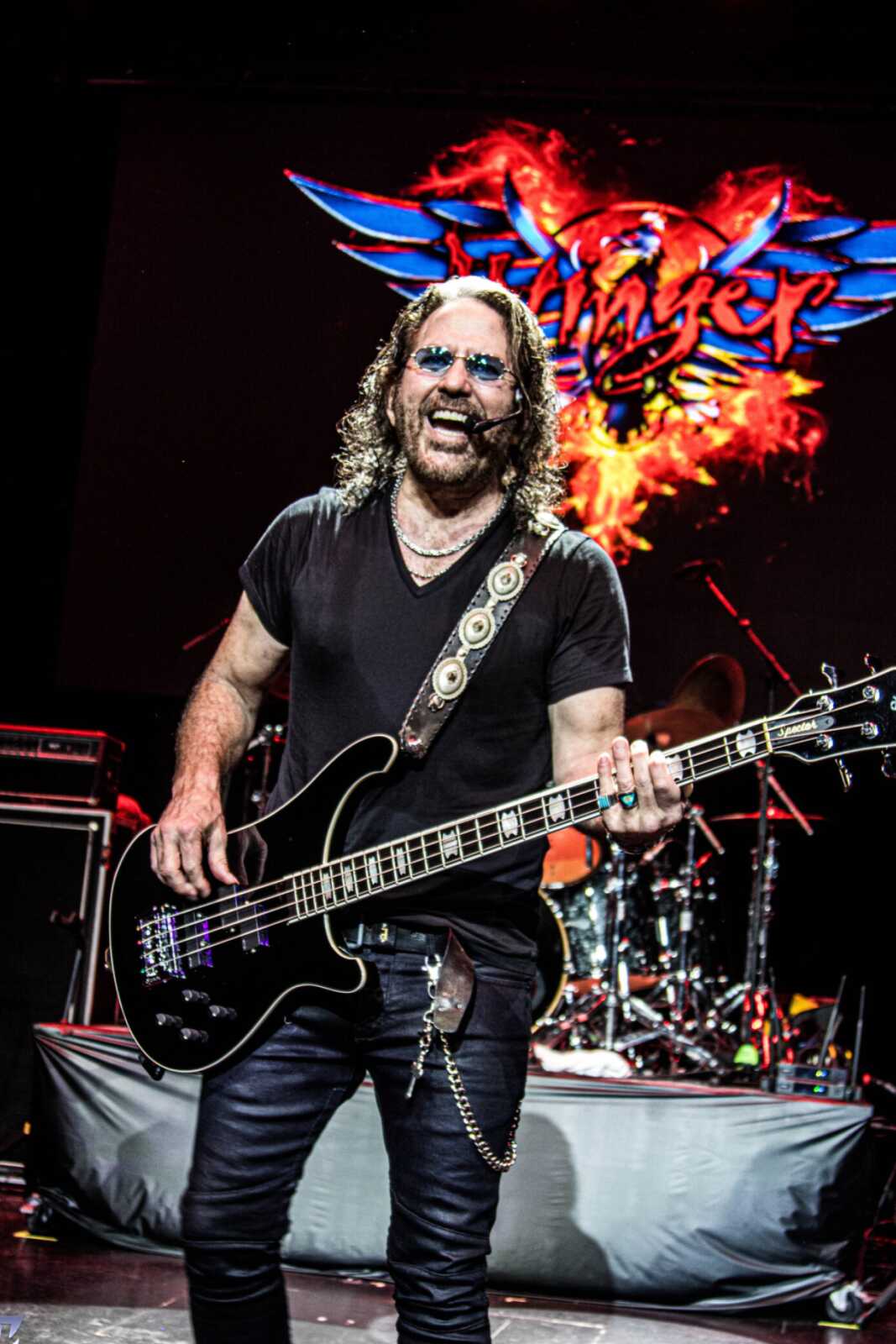 Winger (Band) Wallpapers (8 images) - WallpaperCat