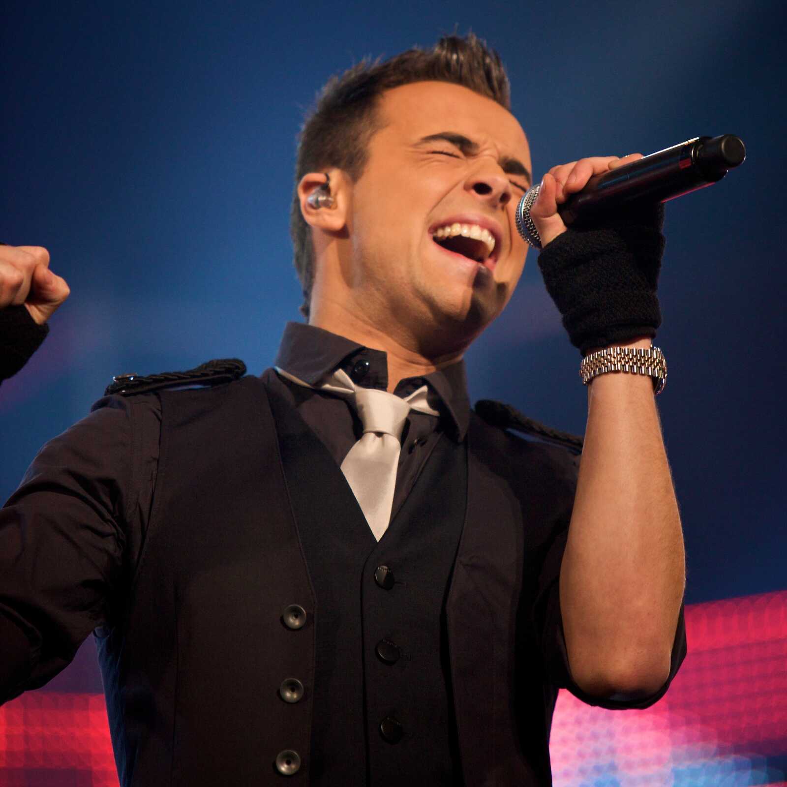 Ben Adams Wallpapers (11 images) - WallpaperCat