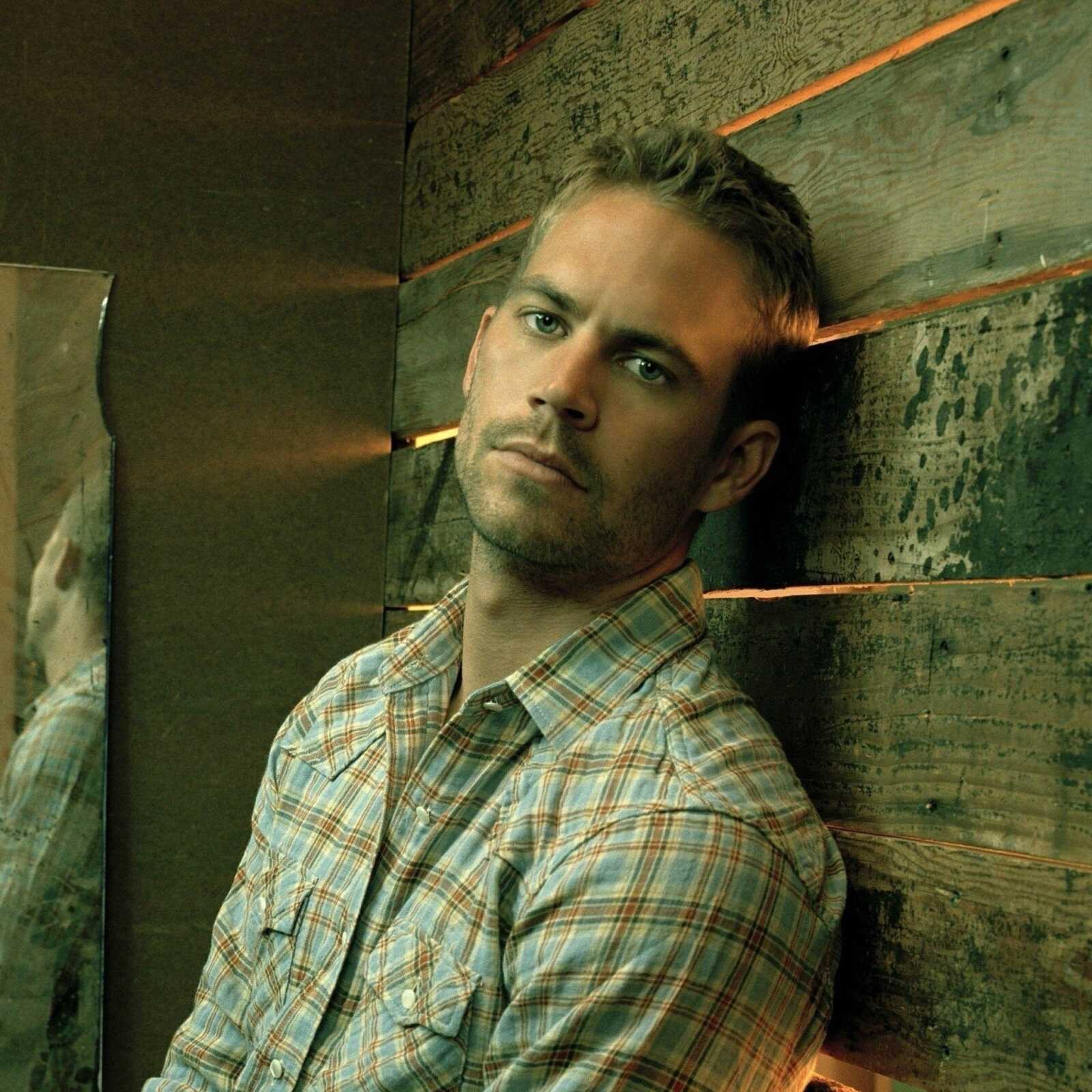 Paul Walker Wallpapers (27 images) - WallpaperCat