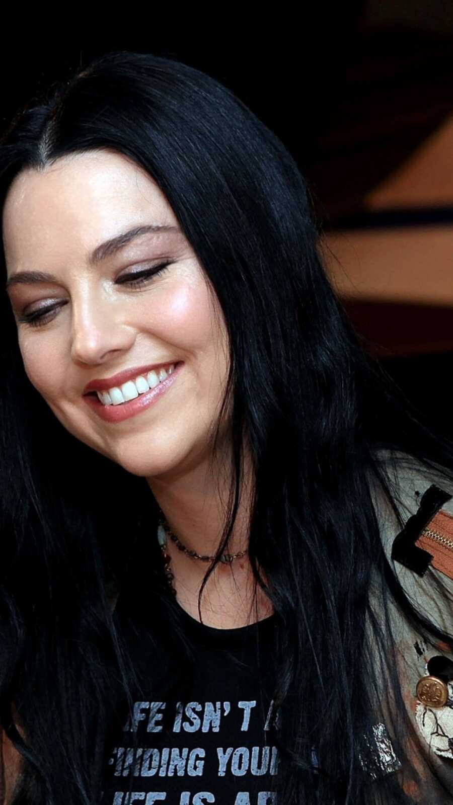 Evanescence Wallpapers (22 images) - WallpaperCat