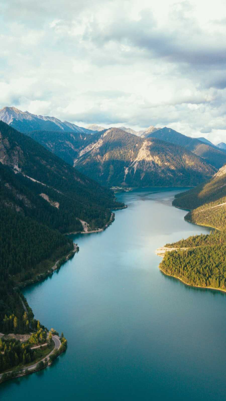 River Wallpapers (37 images) - WallpaperCat
