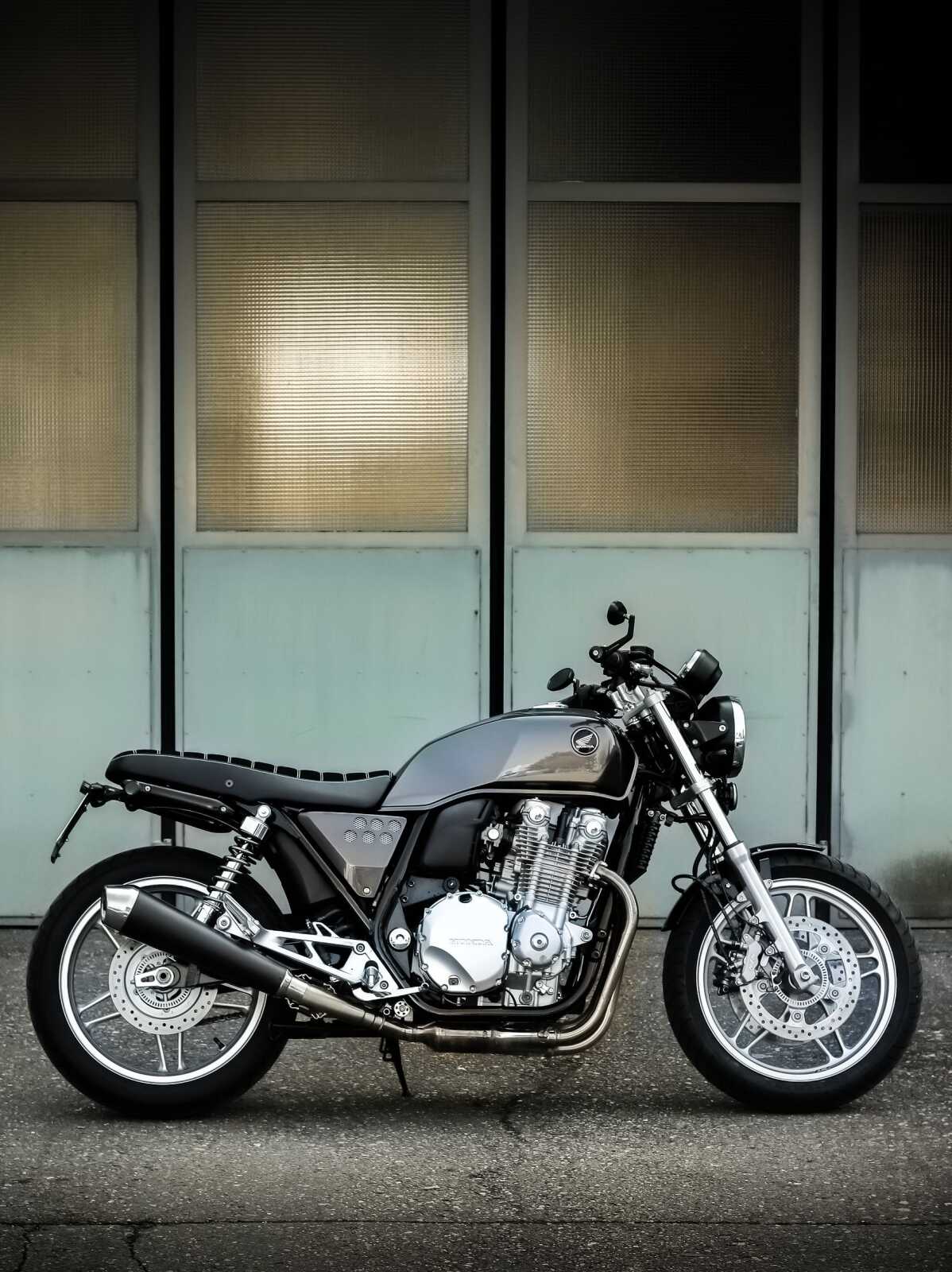 Honda CB1100 Wallpapers (23 images) - WallpaperCat