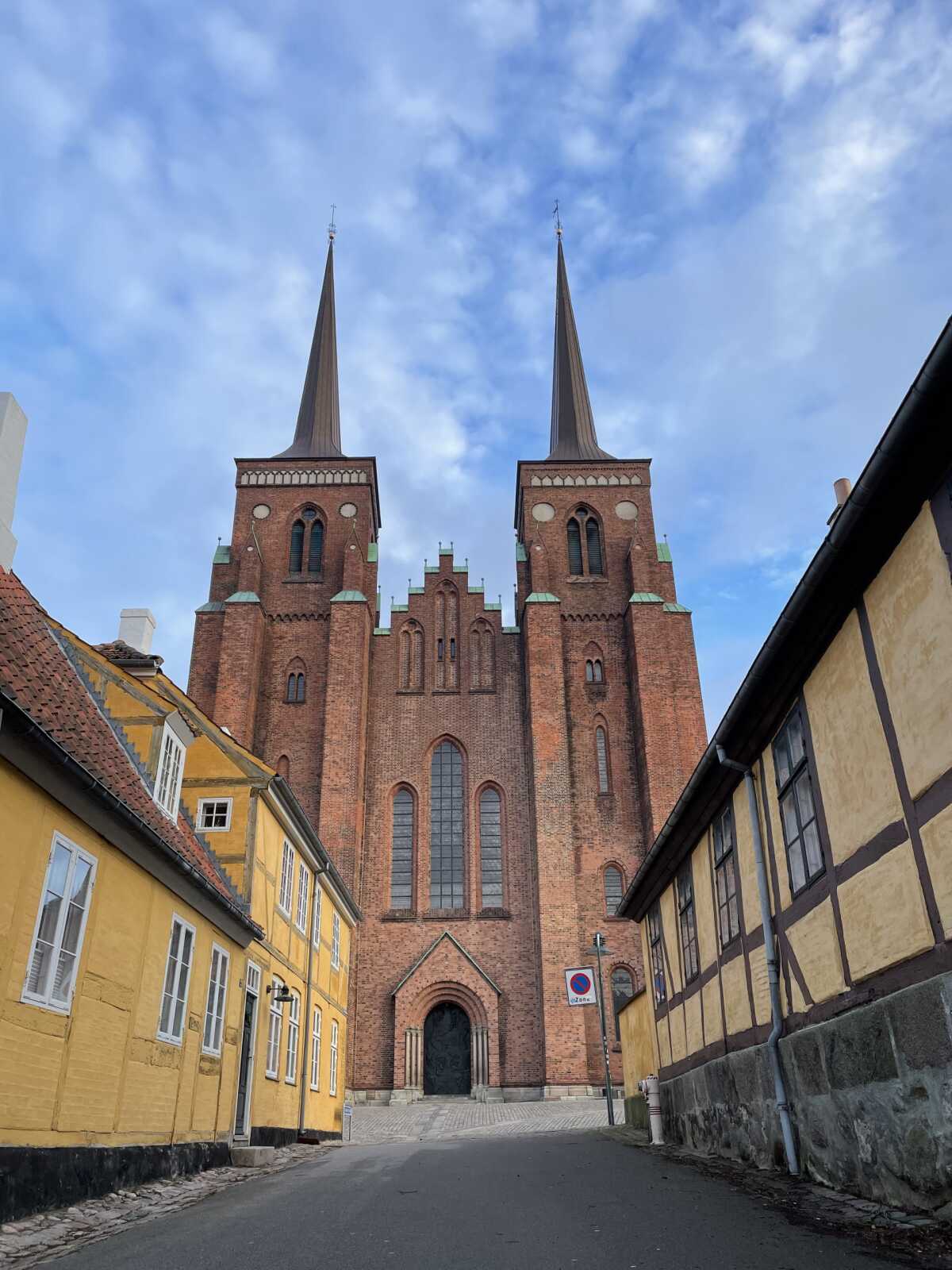 Roskilde Cathedral Wallpapers (11 images) - WallpaperCat