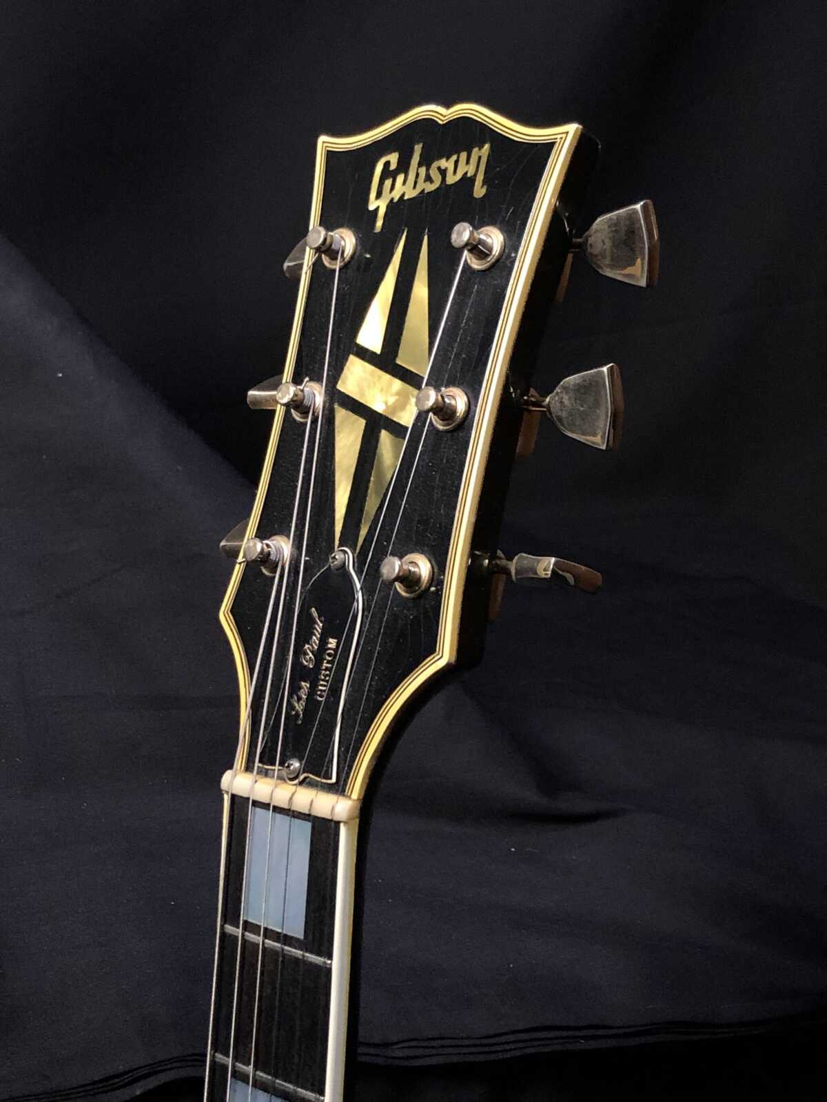 Gibson Guitar Wallpapers (44 images) - WallpaperCat
