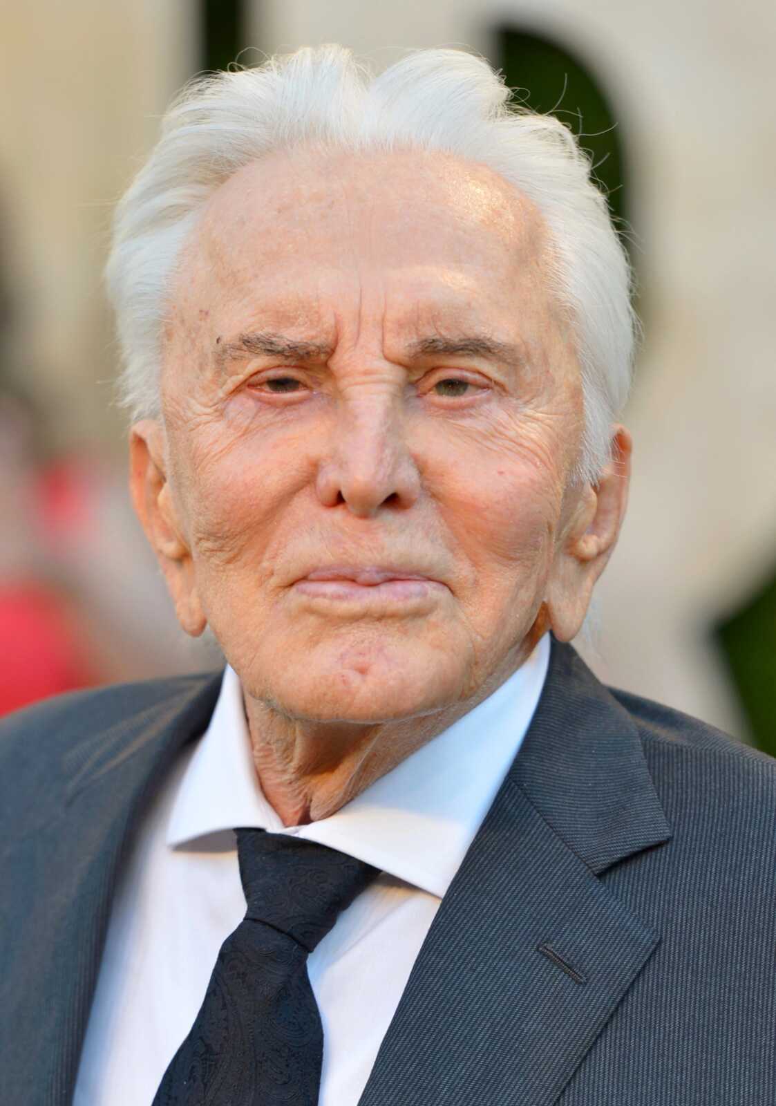 Kirk Douglas Wallpapers (29 images) - WallpaperCat